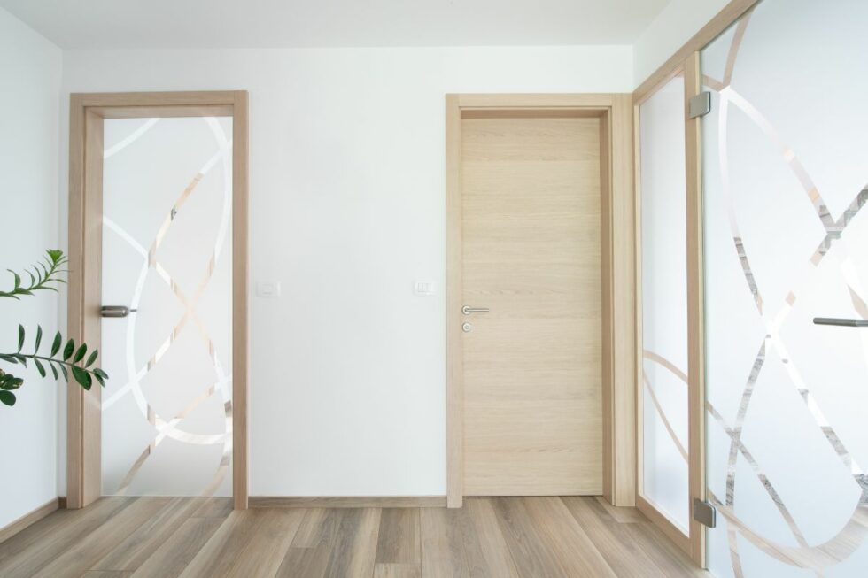 Porte interne moderne: materiali, stili e soluzioni per ogni ambiente ...